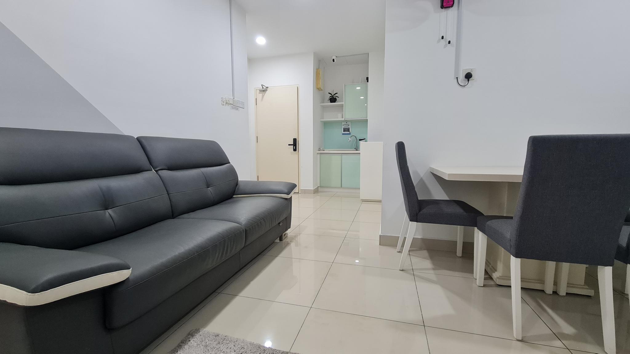 M3 Double Room w/ Window @ Mansion One (Shared Bathroom) | Mansion One ...