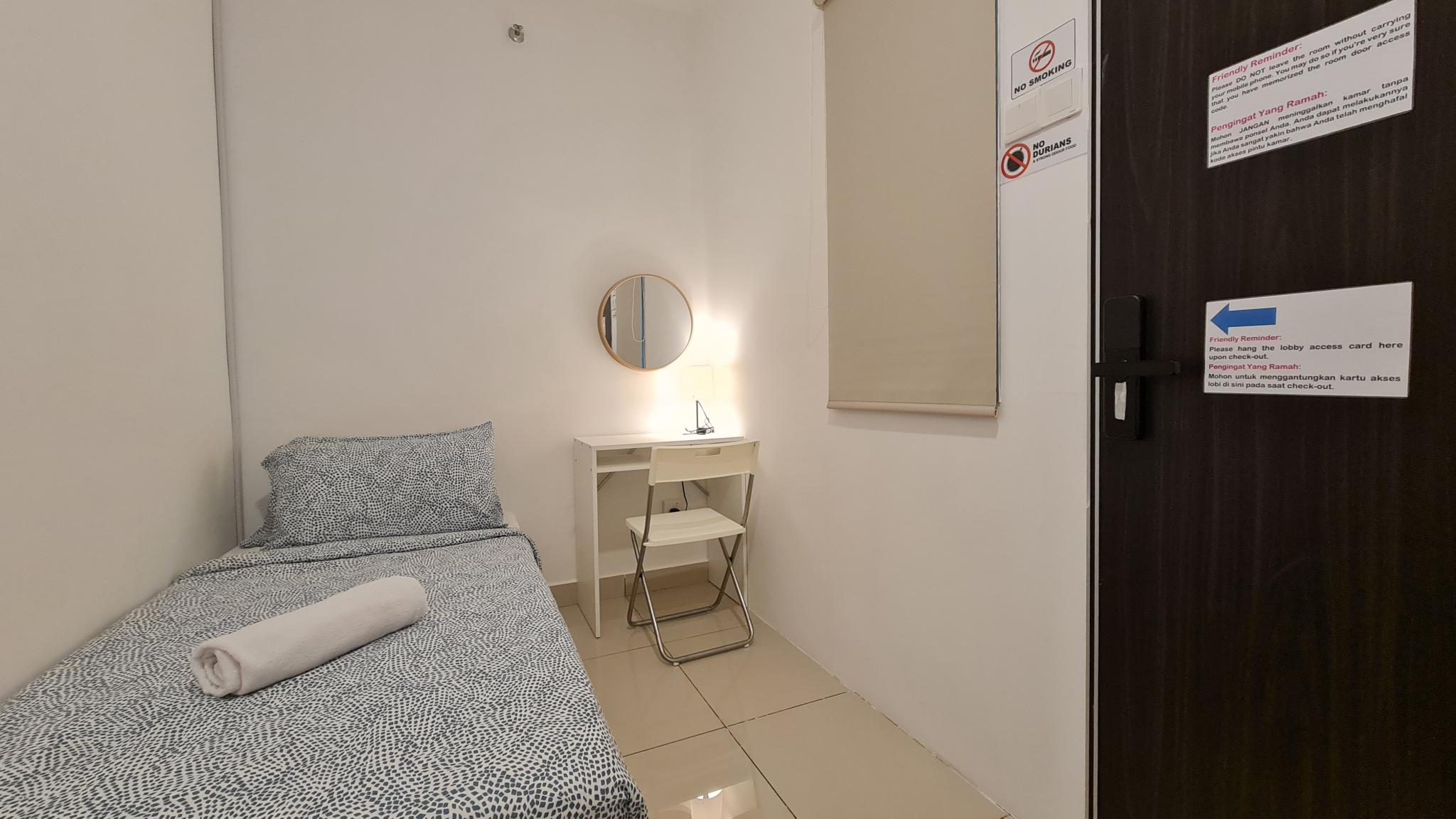 M2 Single Room @ Mansion One (Shared Bathroom) | Mansion One Lodges